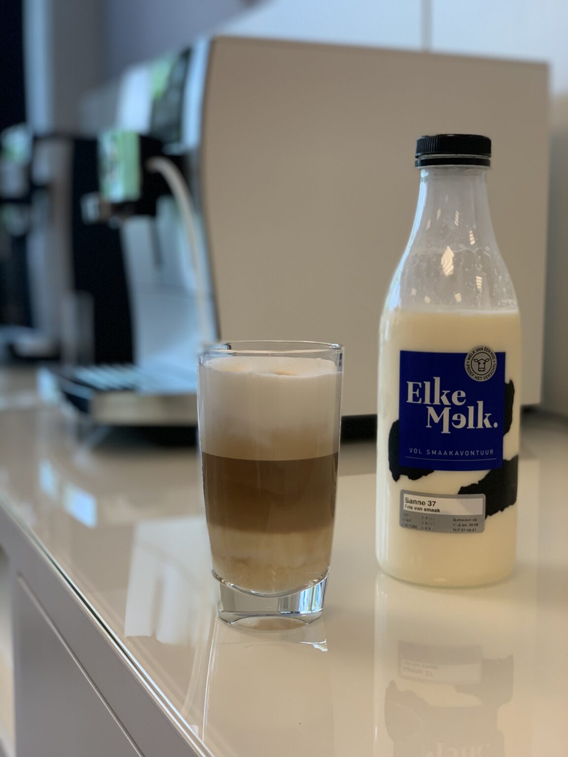 Jura koffiemachines en melk; welke kun je gebruiken? | Hendriks Coffee